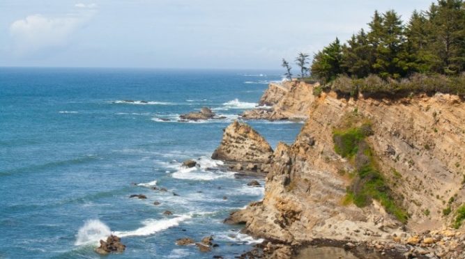 Oregon Coast Attractions | 10 Don't-Miss Spots