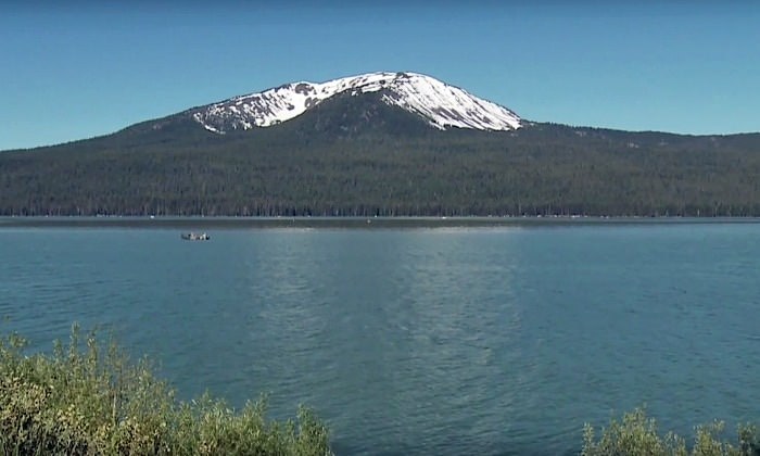 Cycle Oregon Spotlight: Diamond Lake - Travel Oregon