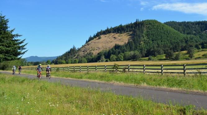 Cycle Oregon Spotlight: Dorena Lake - Travel Oregon