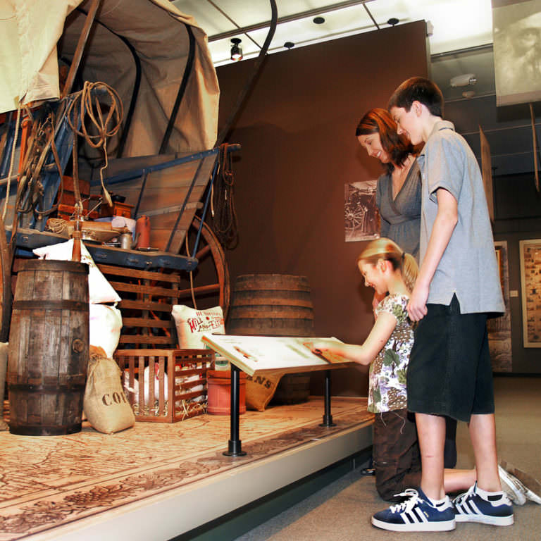 The True Story of the Oregon Trail - Travel Oregon