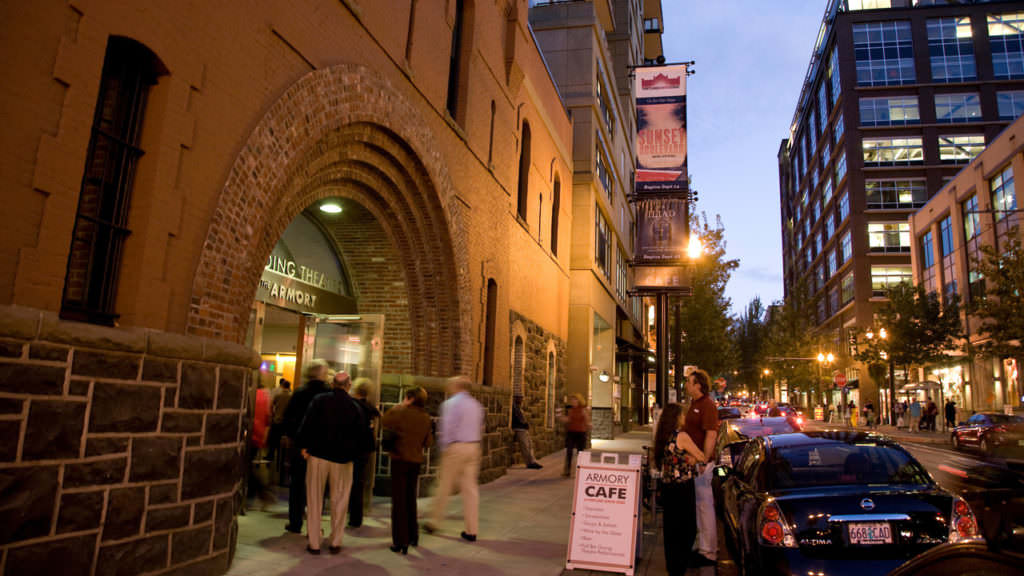 A Walking Guide to Central Portland - Travel Oregon