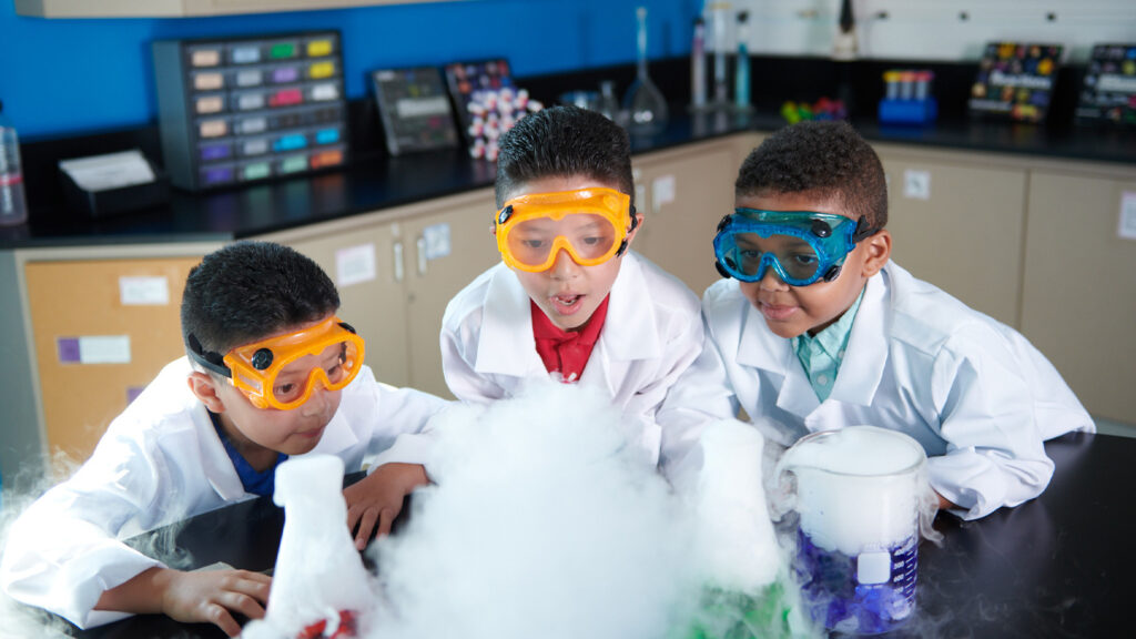 A Family Day at OMSI - Travel Oregon