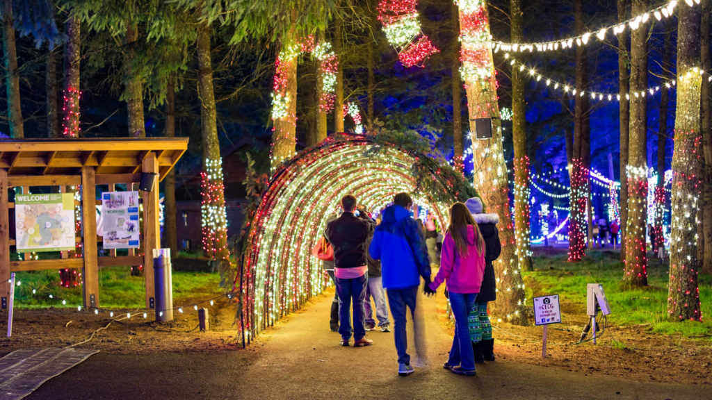 4 Stunning Seasons at The Oregon Garden - Travel Oregon
