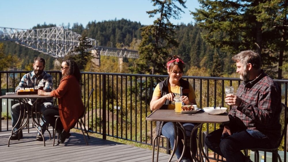 Road Trip: Cascade Locks - Travel Oregon