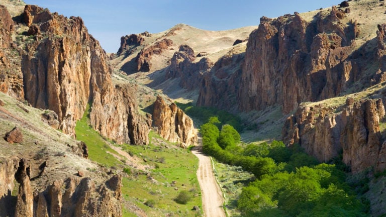 10 Awe-Inspiring Places in Eastern Oregon - Travel Oregon