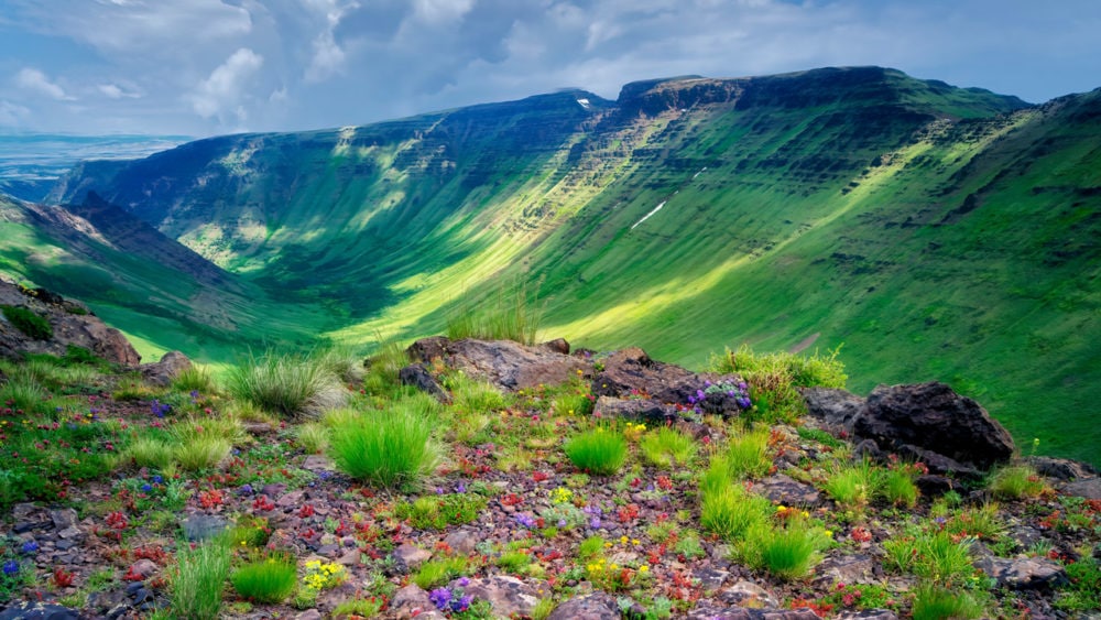 10 Awe-Inspiring Places in Eastern Oregon - Travel Oregon