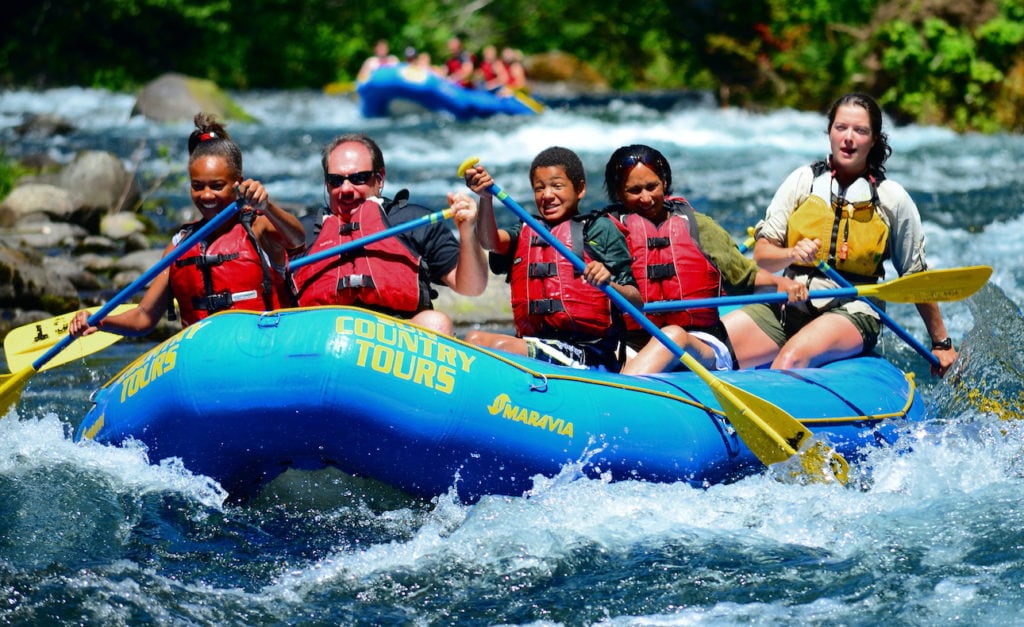 A Whitewater Ride Down the Big Eddy Thriller - Travel Oregon
