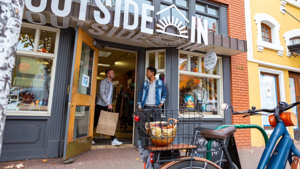 Give the Gift of Central Oregon - Travel Oregon