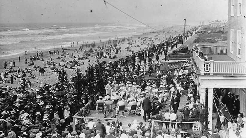 Celebrate the Centennial of Seaside’s Iconic Promenade - Travel Oregon