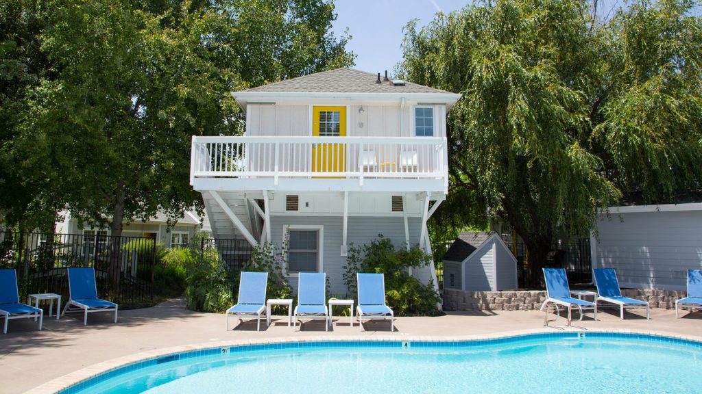 Ultimate Oregon Swimming Pool Guide - Travel Oregon