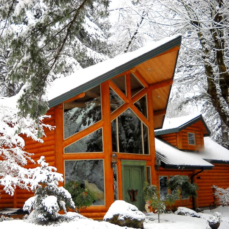 Romantic River Winter Cabins in Oregon - Travel Oregon