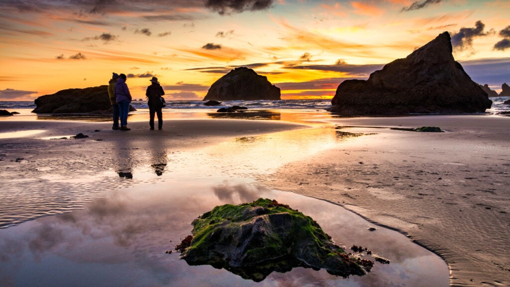 Winter Sunsets on the Oregon Coast - Travel Oregon