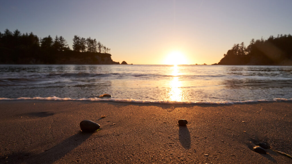 Winter Sunsets on the Oregon Coast - Travel Oregon