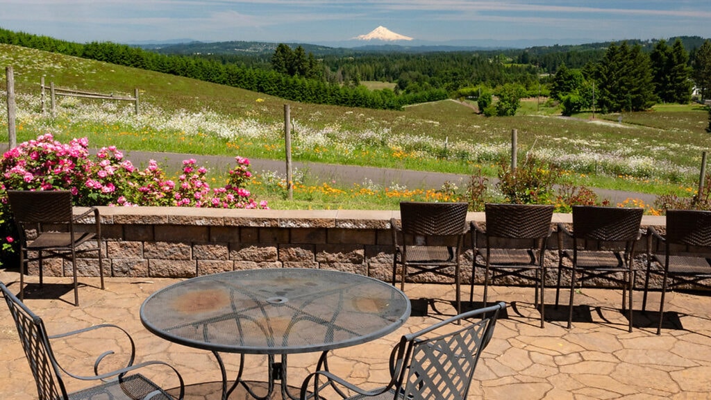 A Romantic Getaway in Tualatin Valley - Travel Oregon
