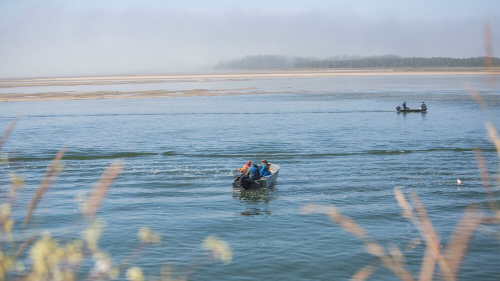 4 Great Bays for Boating on the Oregon Coast - Travel Oregon