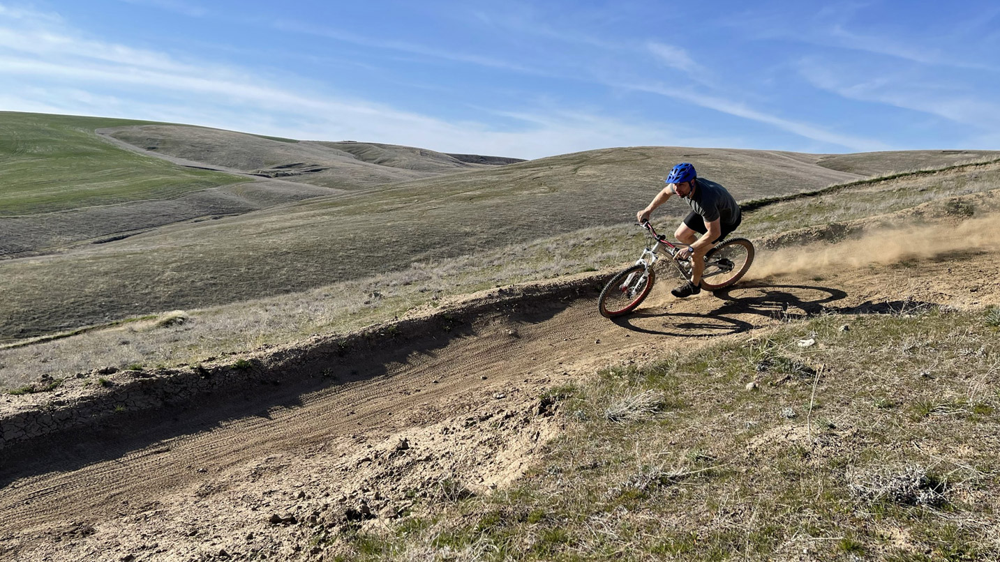 Adventure Trails with Views of the Blue Mountains - Travel Oregon