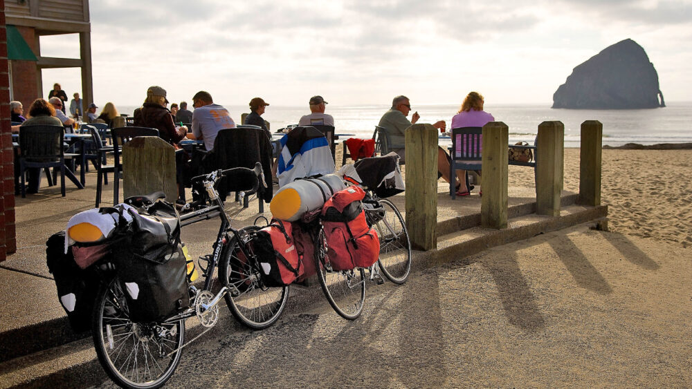 Guide to Road Biking on the Oregon Coast - Travel Oregon