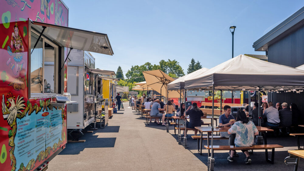 How to Explore Portland's Food-Cart Pods - Travel Oregon