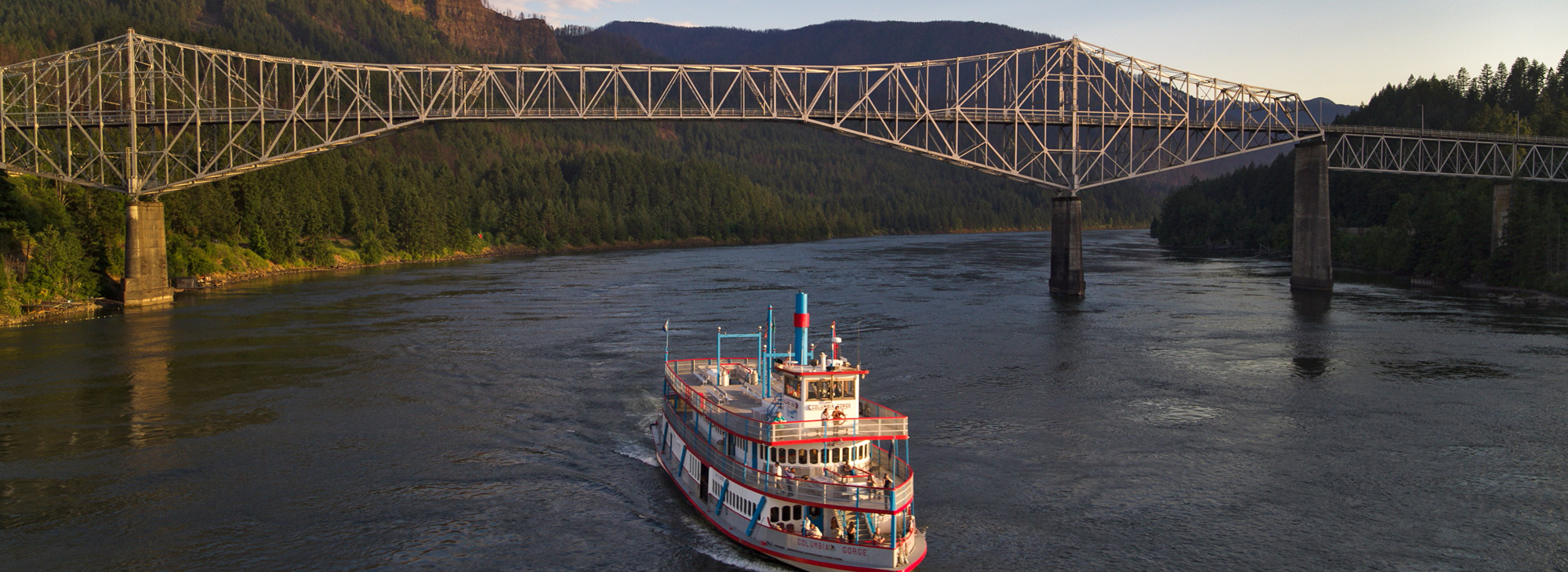 Planea la mejor escapada a Cascade Locks - Travel Oregon